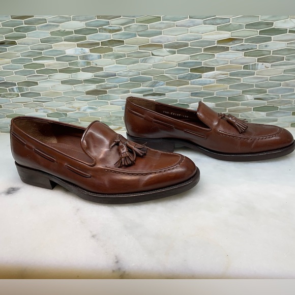Donald J. Pliner | Shoes | Donald Pliner Mens Tasseled Loafer Size 9 2m ...